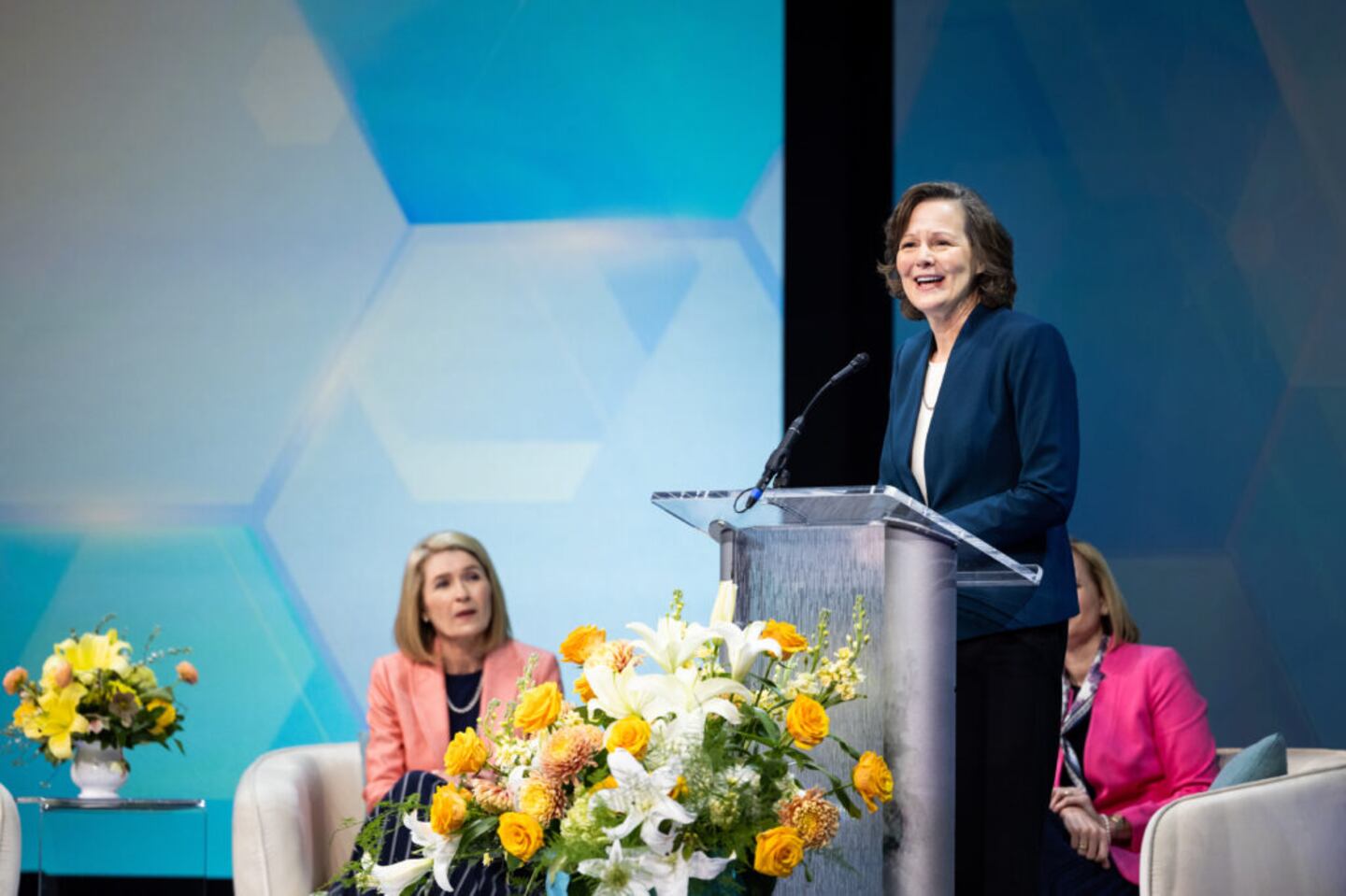 Meet incoming Primary General President Susan H. Porter – Church News
